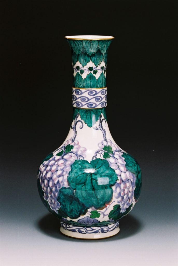 ぶどう文花瓶 Vase cawfe a collier 首輪付ｶﾗﾌ型花瓶 | 西洋骨董陶磁器専門店 ロムドシン